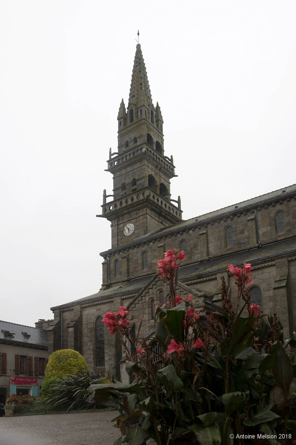 Lannilis, l'église